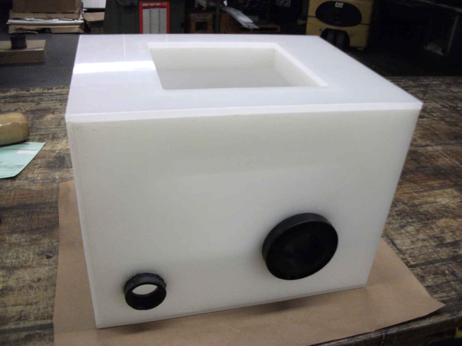 Plastic Containment Tanks - FLN-MAR